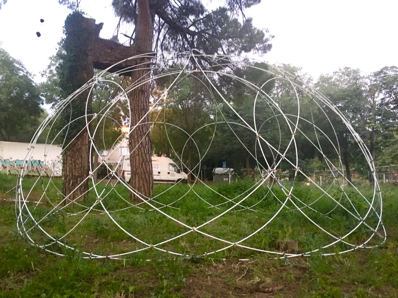 loop dome – Camila Calegari Marques